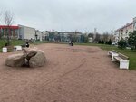 Playground (St. Petersburg, Peterhof, Petergofskiy Kaskad Residential Complex), oyun alanı  Peterhof'tan