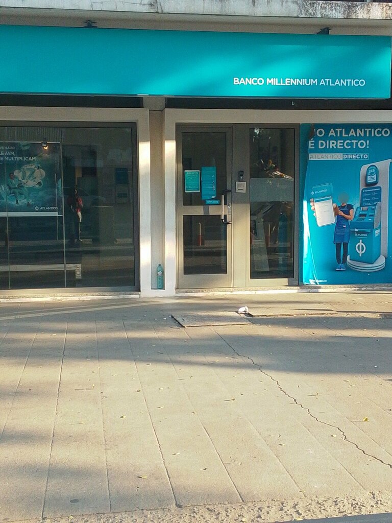 Banka Banco Millennium Atlântico, Loanda, foto