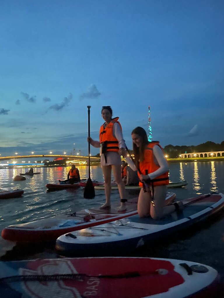 Kürek sörfü Сап Борд, Velikiy Novgorod, foto