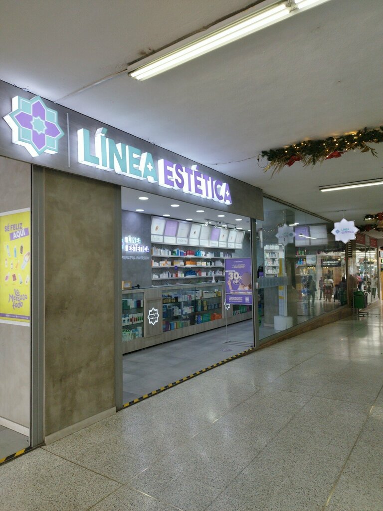 Kozmetik ve parfümeri mağazaları Linea Estetica, Medellin, foto
