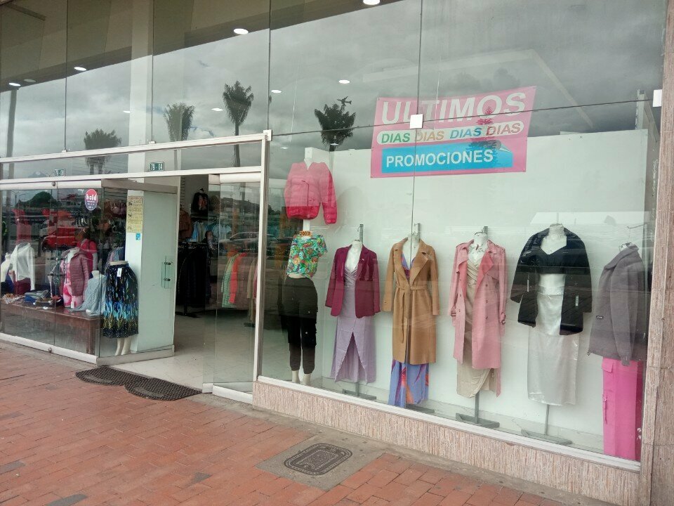 Dış giyim mağazası Tienda, Bogota, foto