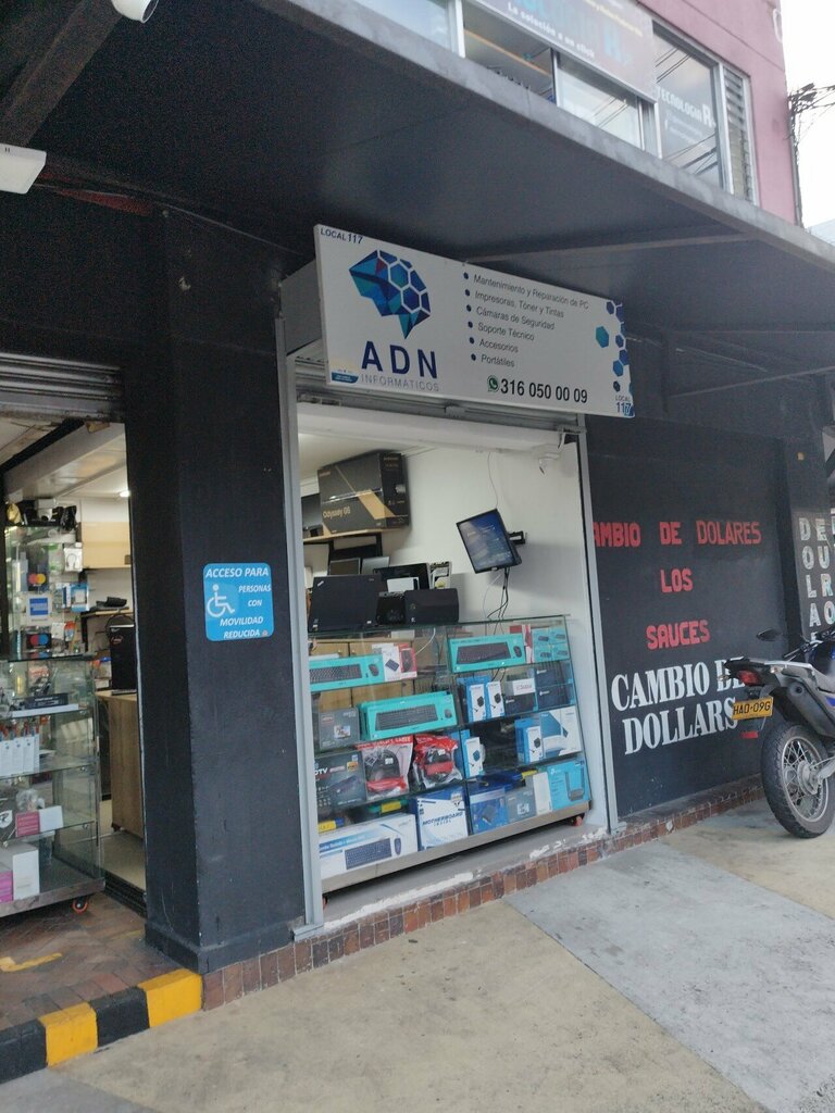 Elektronik eşya mağazaları Adn Informaticos, Medellin, foto