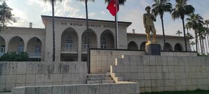 Atatürk Monument (Mersin, Akdeniz, Atatürk Cad.), anıt, heykel  Mersin'den