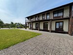 Apart39 Villa Lux in Yantarnyi (Ozyornaya ulitsa No:11, posyolok gorodskogo tipa Yantarny), otel  Kaliningradskaya oblastından