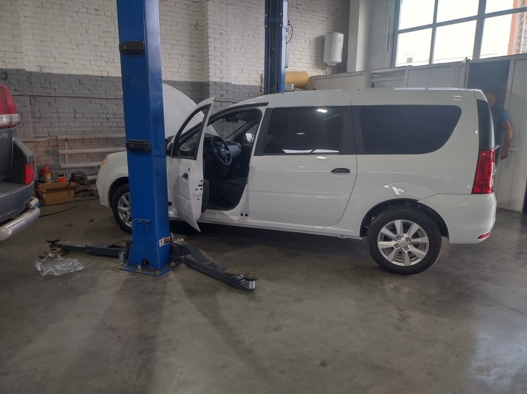 Otomobil servisi Автостарт, Çeliabinsk, foto