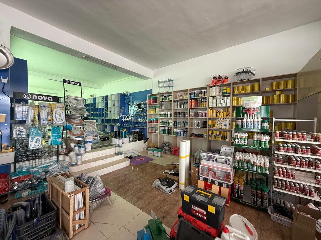 Yapı mağazası Darxon Mega Stroy, Taşkent eyaleti, foto