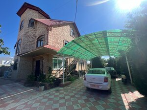 Visit (ulitsa Altyn Zheek No:10), otel  Cholpon‑Ata'dan