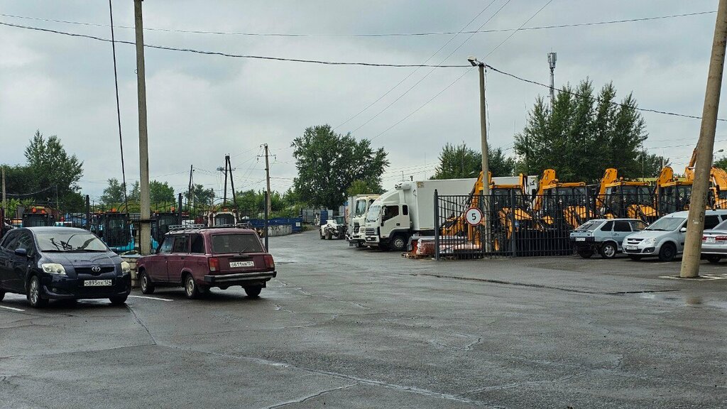 Kamyon ve ağır vasıta satış ve servis firmaları LonKing, Krasnoyarsk, foto