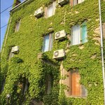 Мини-гостиница Вилла Роза (Центральная улица No:32В, село Мысовое), otel  Kırım Cumhuriyeti'nden