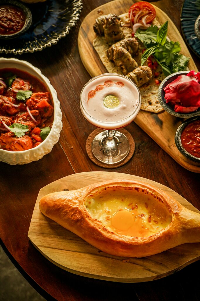 Restoran Tarragon Georgian Restaurant and Lounge Bar, Bali, foto