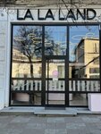 Lalaland beauty (ulitsa Konfederatov No:41), güzellik salonu  Suhum'dan