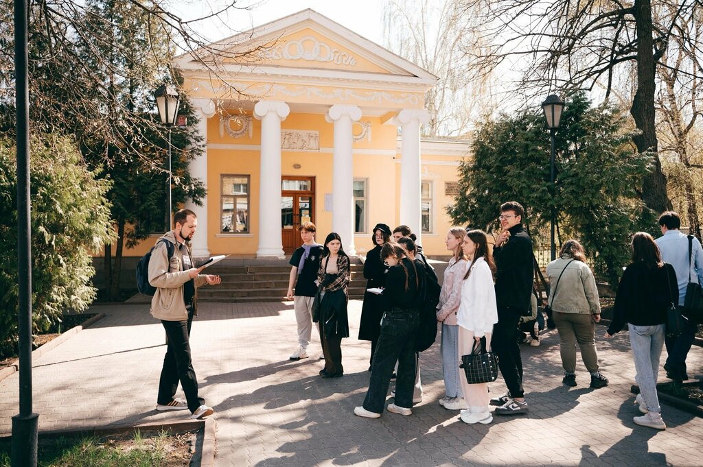 Çocuk ve gençlik merkezleri Дом молодежи, Tambov, foto