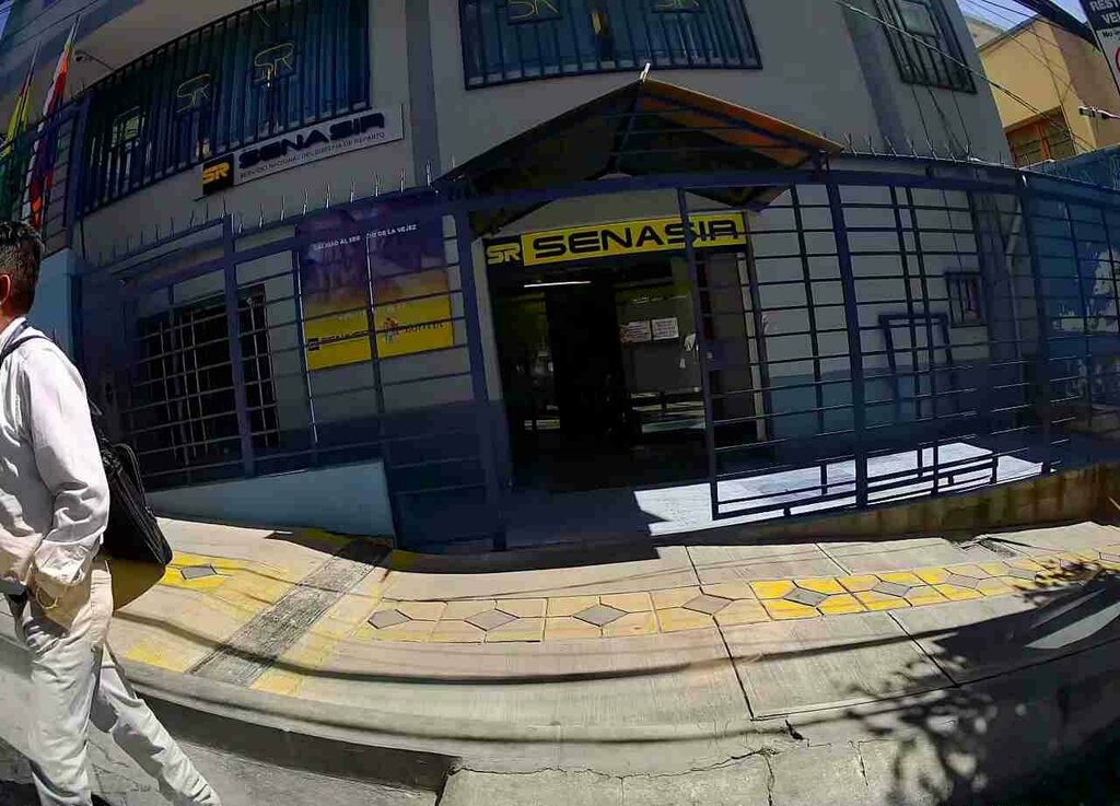 Sivil toplum kuruluşları National Service of the Distribution System, La Paz, foto
