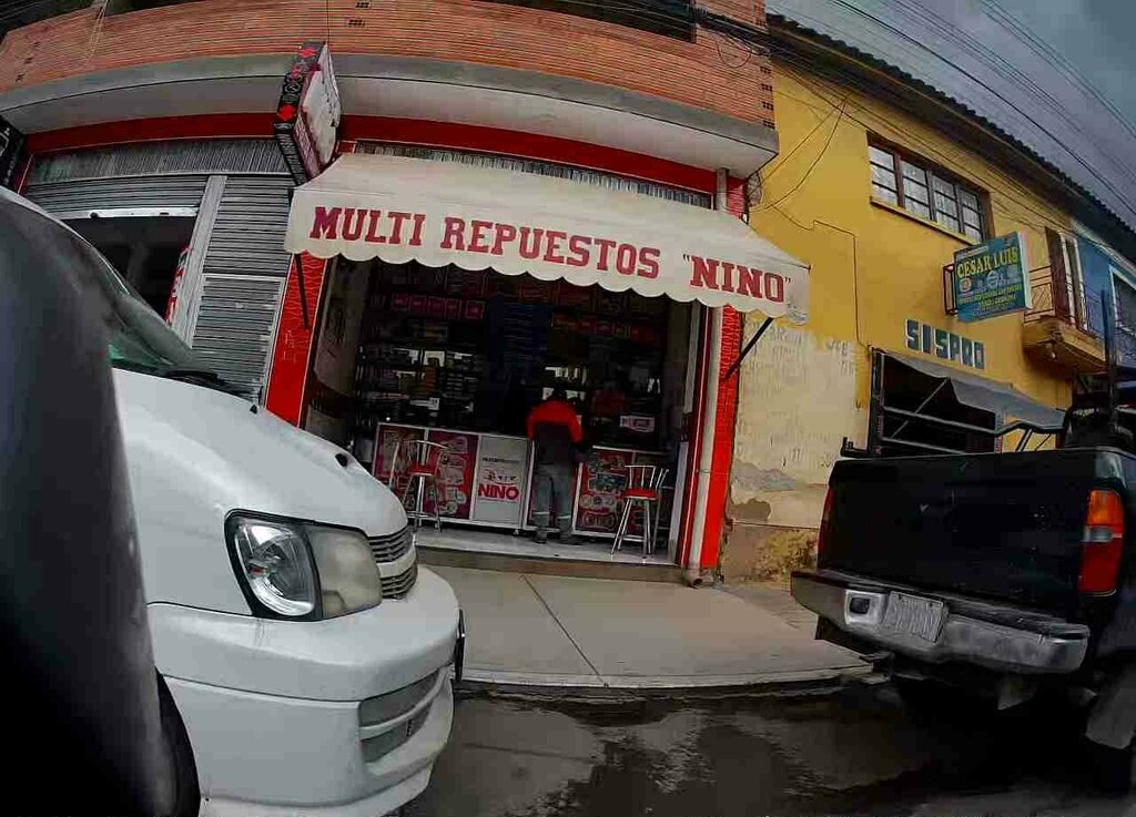 Motosiklet yedek parçaları Multi Spare Parts Nino, Cochabamba, foto