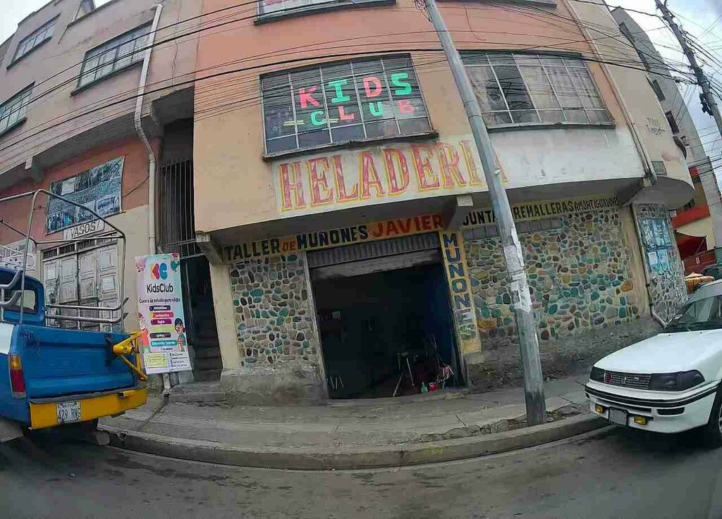 Oto döşeme Javier, La Paz, foto