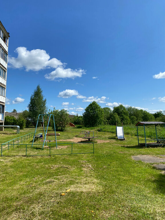 Oyun alanı Playground, Toropets, foto