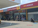 Drogueria FarmaFam (Valle del Cauca, Municipio de Santiago de Cali, Avenida Alfonso Bonilla Aragon, 44-24), eczaneler