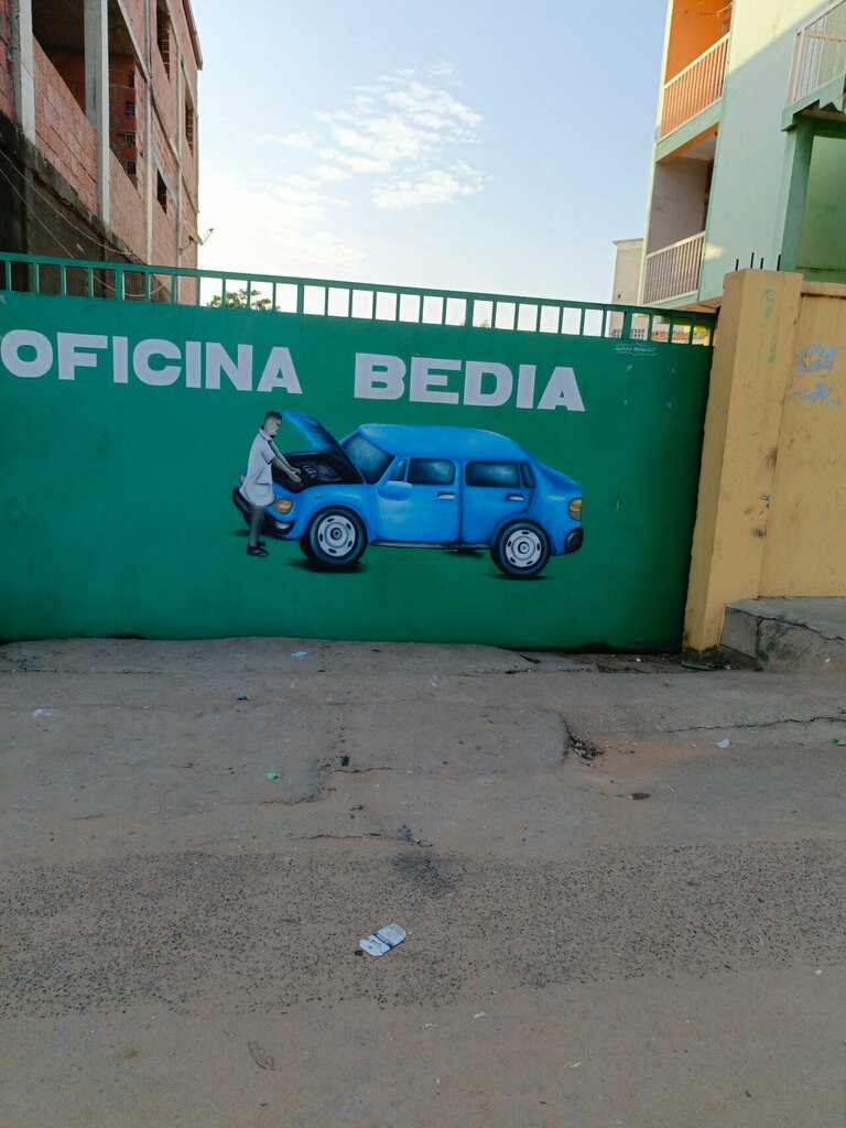 Otomobil servisi Bedia, Loanda, foto