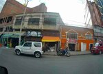 Structures of Frames and Awnings (Department of La Paz, Provincia Murillo, El Alto, Avenida 6 de Marzo, 525), çerçeve ve çadır yapıları  El Alto'dan