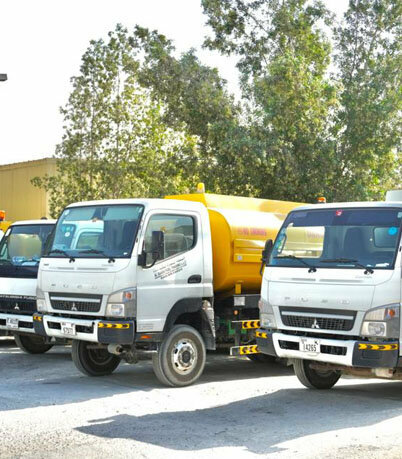 Pazarlar ve çarşılar Al saada fuel trading, Dubai, foto