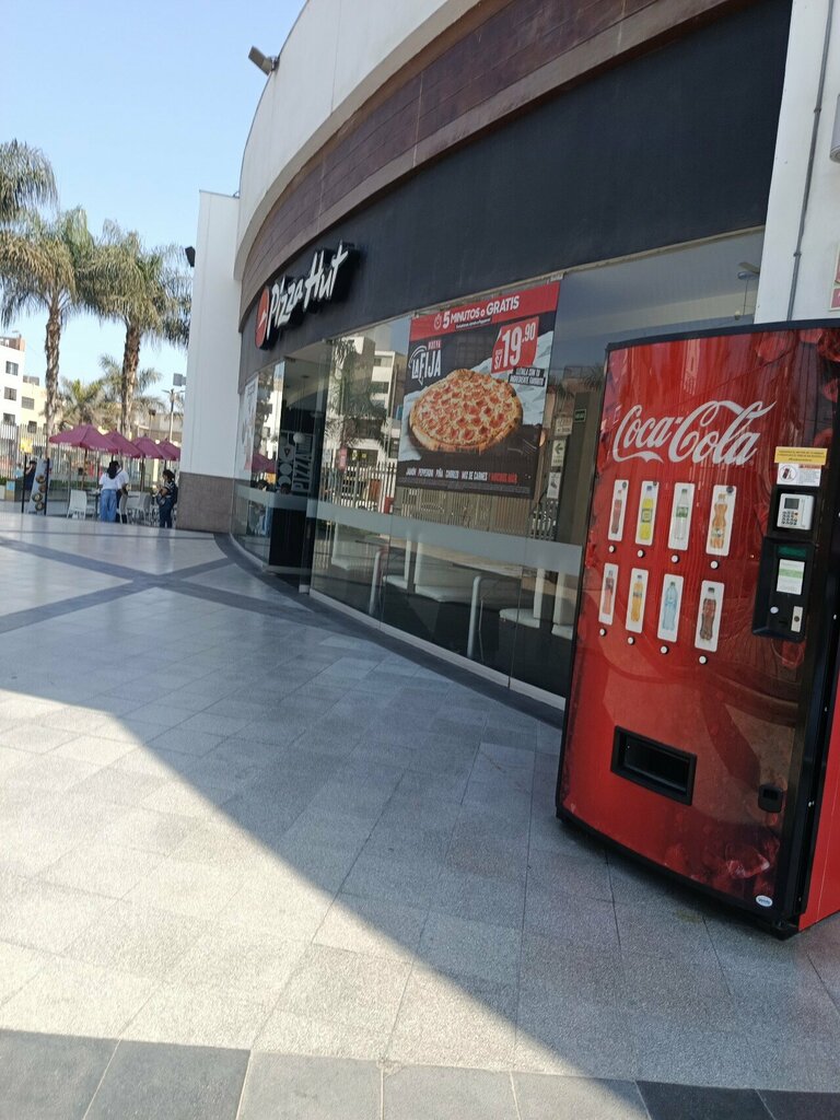 Pizzacılar Pizza Hut, Lima, foto