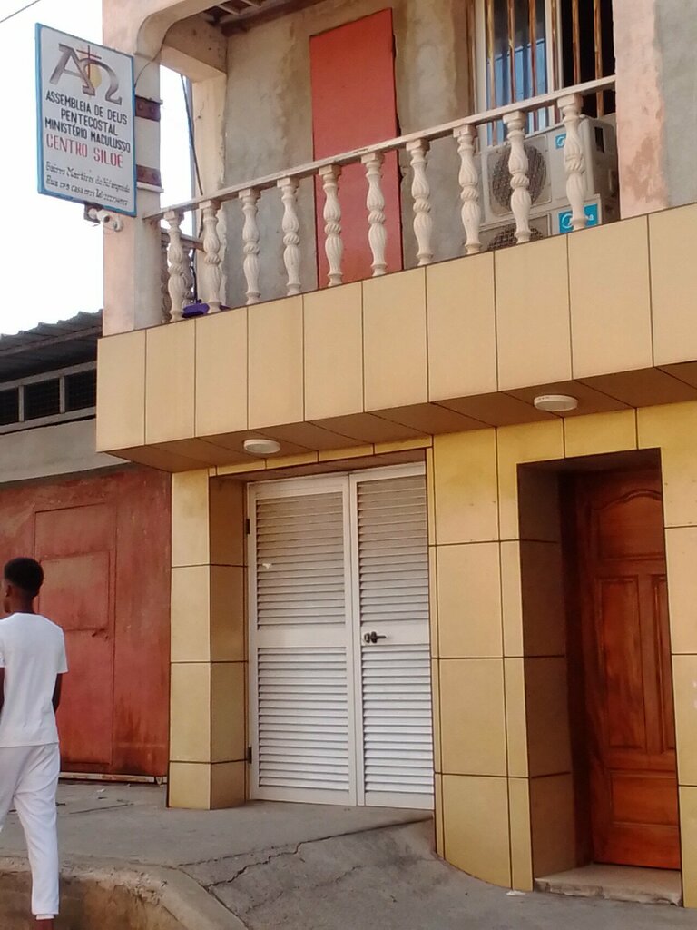 Dini dernekler Centro Siloe, Loanda, foto