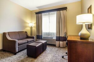 Quality Suites (Kentucky, Laurel County), otel  Kentucky'den