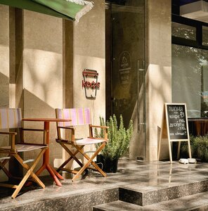 Lioni (Chaikovskogo Street No:3, Gagarina Microdistrict), kafe  Soçi'den