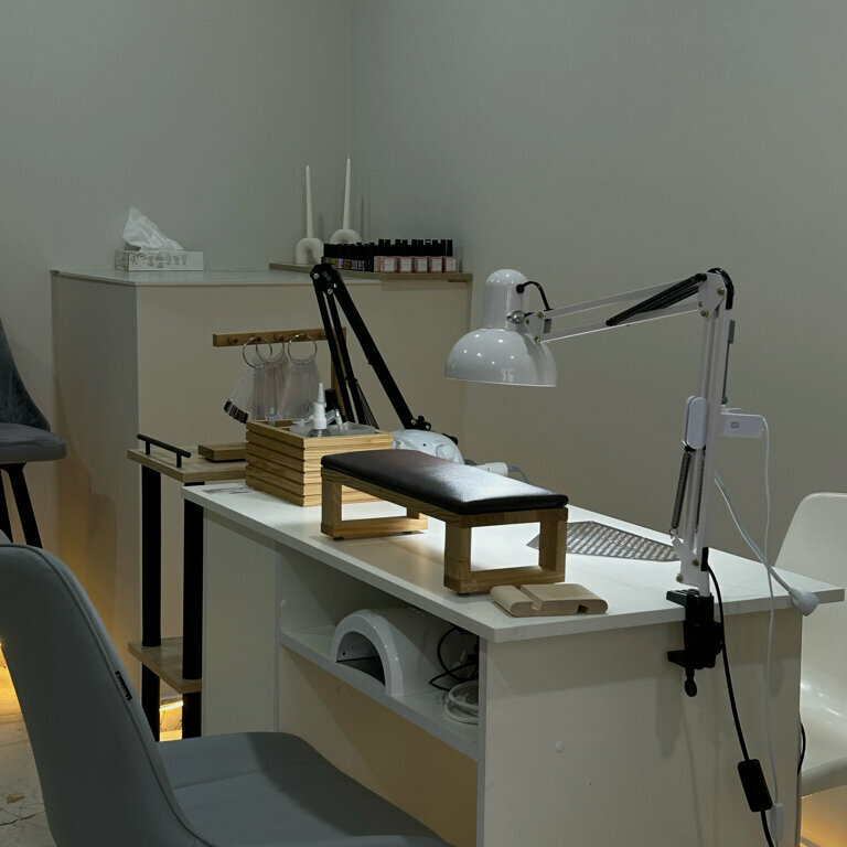 Manikür-pedikür Top nails & brows, Krasnodarski krayı, foto