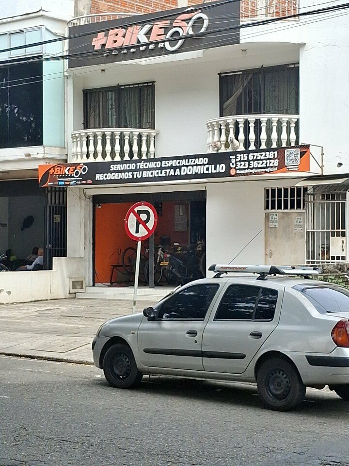 Otomobil servisi + Bike, Cali, foto