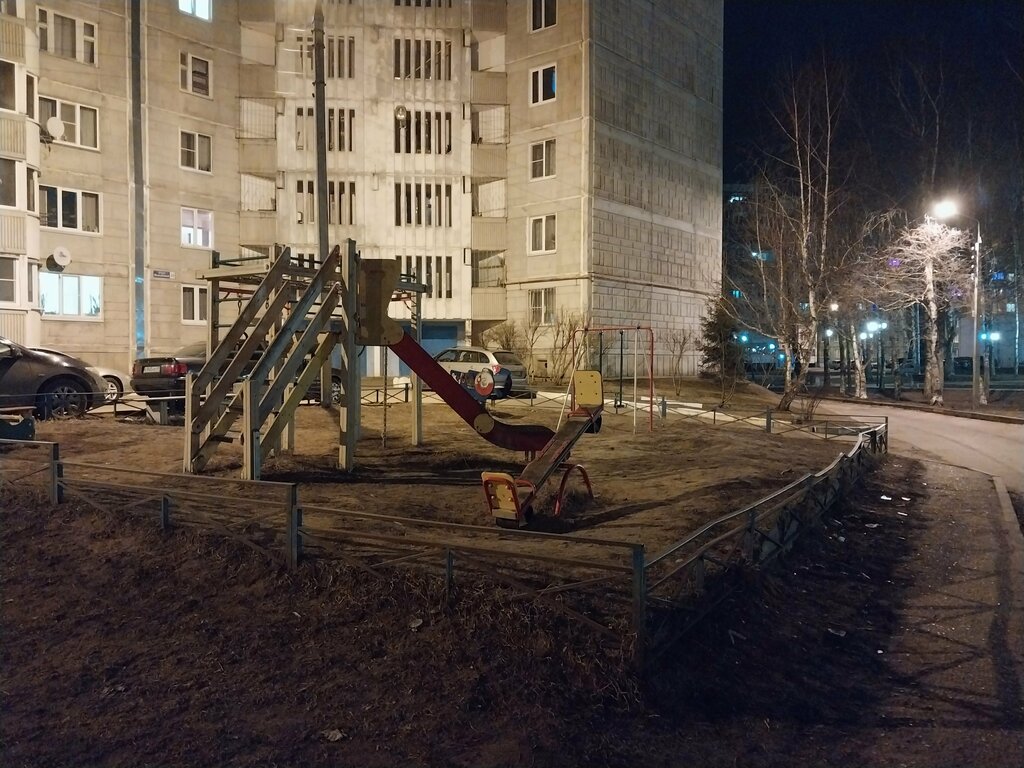 Oyun alanı Playground, Tver, foto