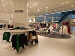 Moschino (Bolshaya Konyushennaya Street No:21-23), çocuk giyim mağazaları  Saint‑Petersburg'dan