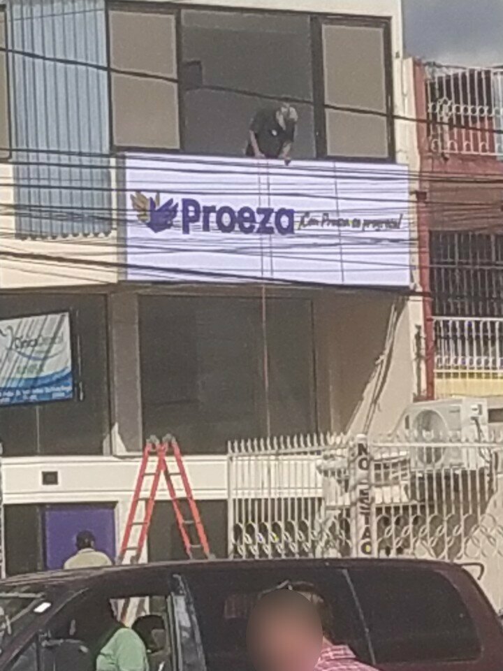 Yönetim ofisi Proeza, Santa‑Krus, foto