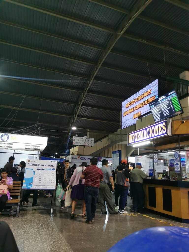 Kargo firmaları Terminal De Buses Cochabamba, Cochabamba, foto