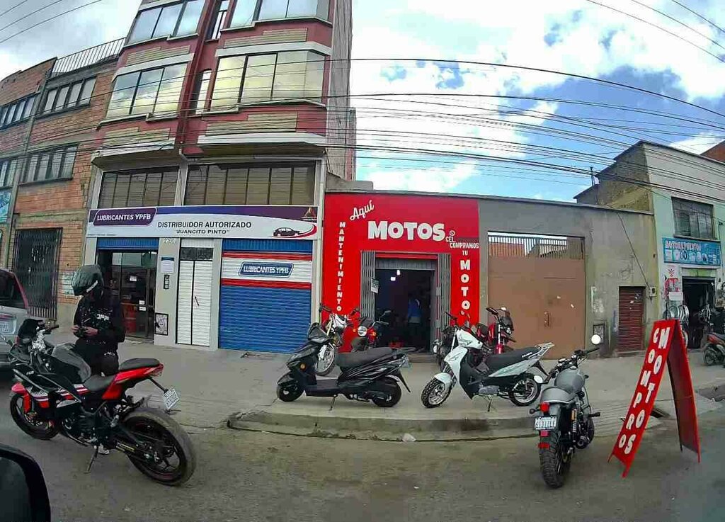Oto döşeme Aqui Motos, El Alto, foto