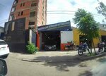 Master Car Servicios Automotrices (Department of Cochabamba, Provincia de Cercado, Cochabamba, Calle Batallón Colorados, 377), oto döşeme  Cochabamba'dan
