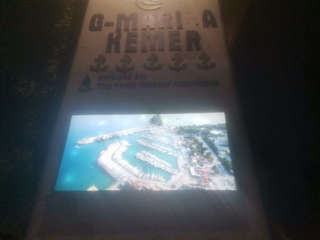 Kültür ve eğlence parkları Mustafa Ertuğrul Aker Parkı, Kemer, foto