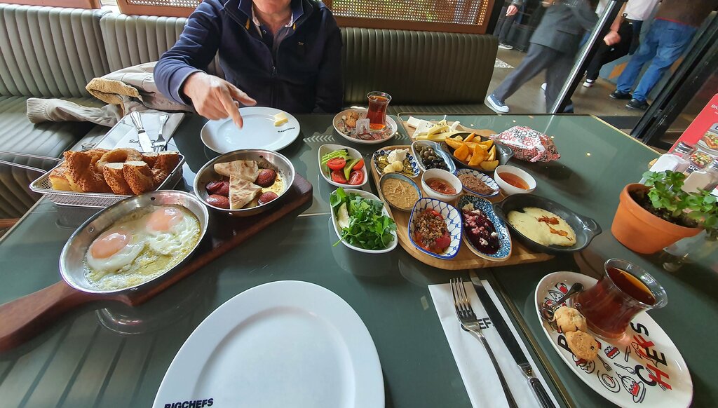 Restoran Big Chef Kahvaltı Deniz Manzaralı, İstanbul, foto