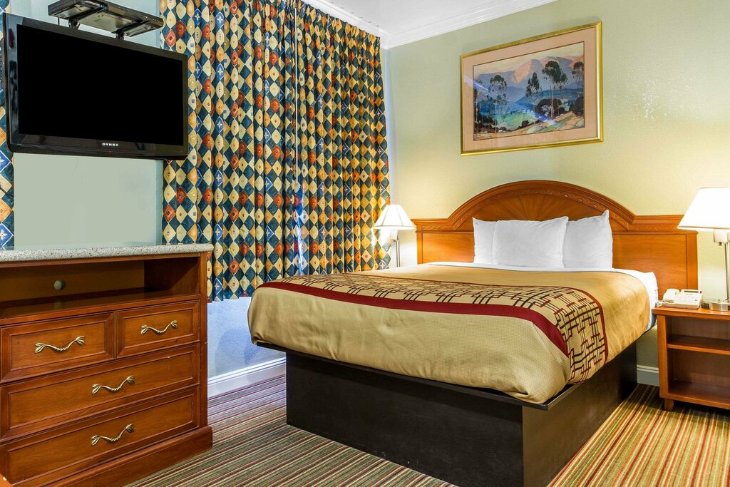Otel Rodeway Inn & Suites, Kaliforniya Eyaleti, foto