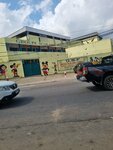 Groupe scolaire fahondy (Abidjan, Rue I82), ortaokul  Abican'dan