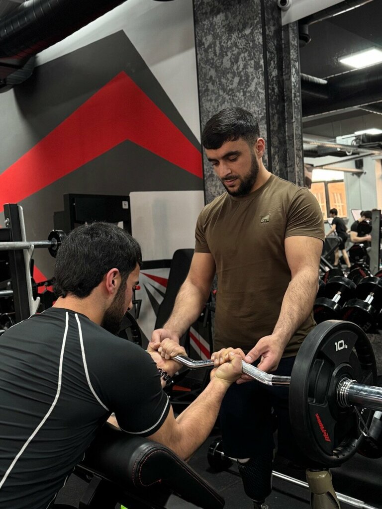 Spor ve jimnastik salonları Legend Gym Armenia, Erivan, foto