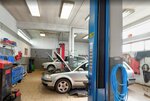 VinFix (Malaya Filyovskaya Street No:14к2), otomobil servisi  Moskova'dan