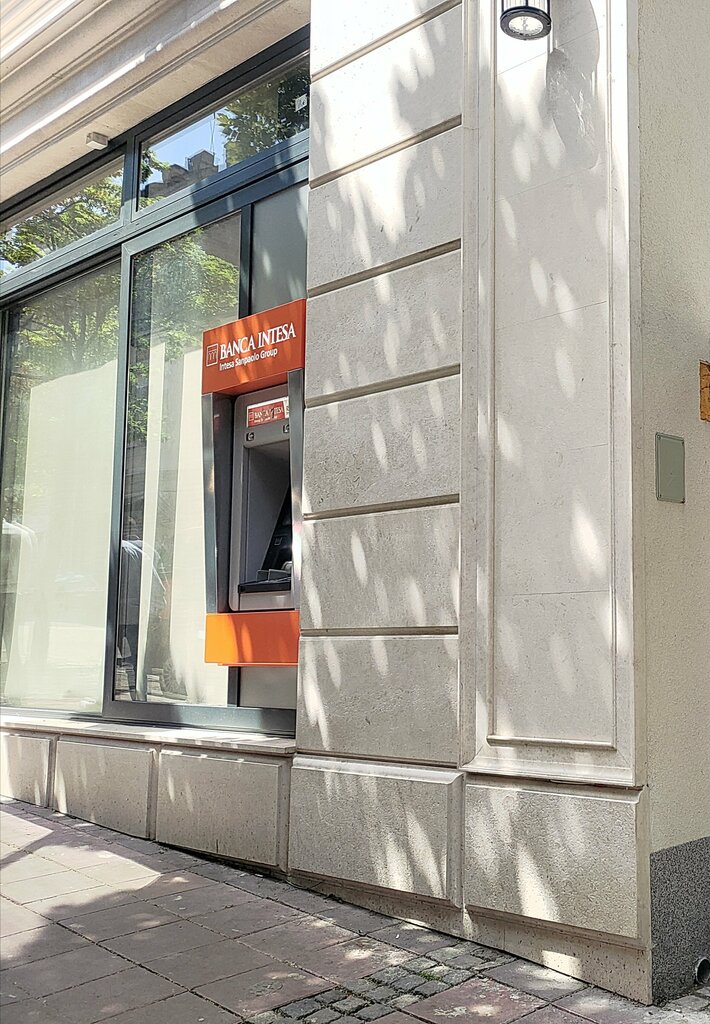 ATM'ler Banca Intesa ATM, Belgrad, foto