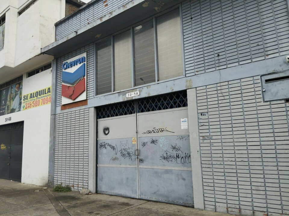 Motor yağları Chevron, Cali, foto