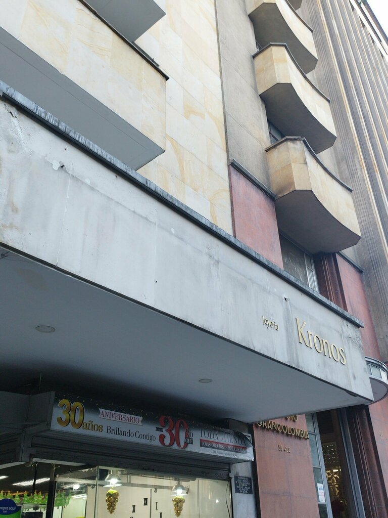 Saatçiler Kronos, Medellin, foto