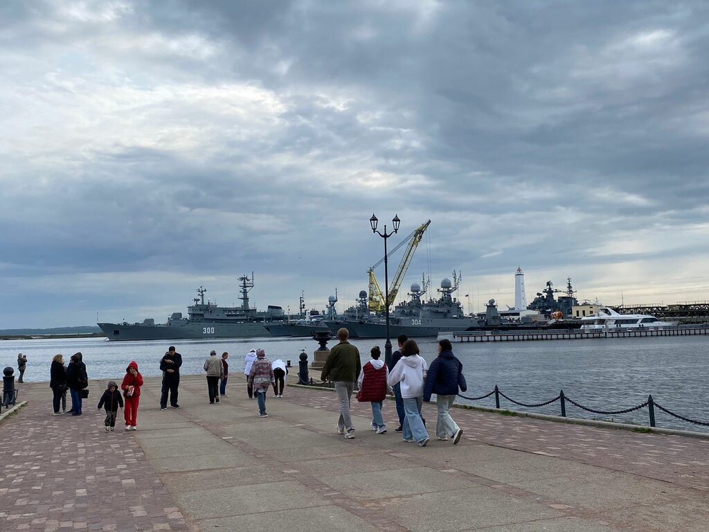 Su satışı Водолюб, Kronstadt, foto