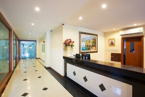 Romantic Hotel Khonkaen (Phang-nga, Moo 2), otel  Khon Kaen'den