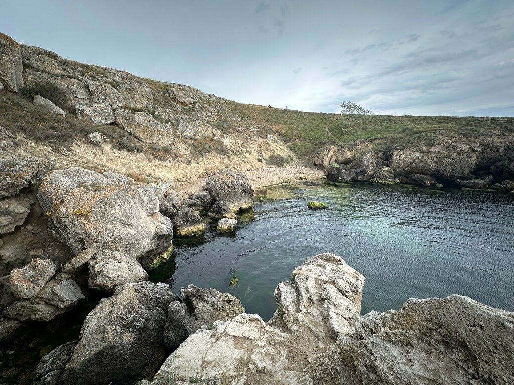 Turistik yerler Пешеходный экологический маршрут Берег каменных крокодилов, Kırım Cumhuriyeti, foto
