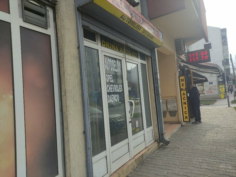 Otomobil yedek parçaları Drina Auto, Novi Sad, foto