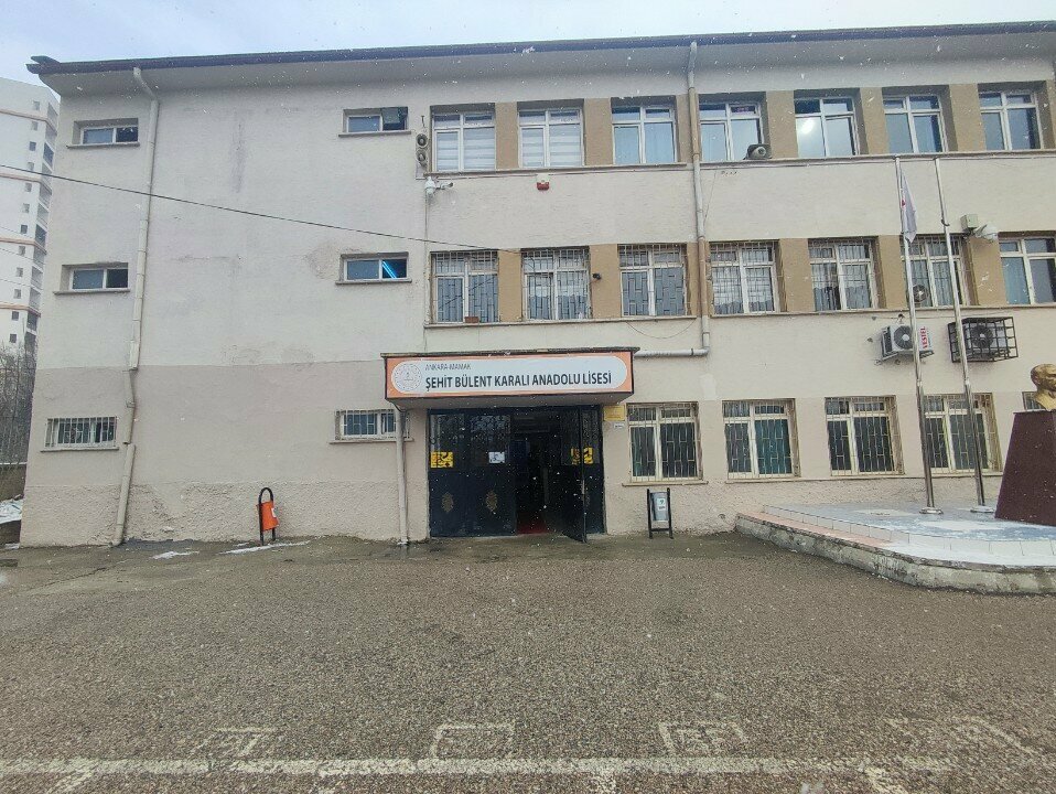 Lise Şehit Bülent Karalı Anadolu Lisesi, Ankara, foto